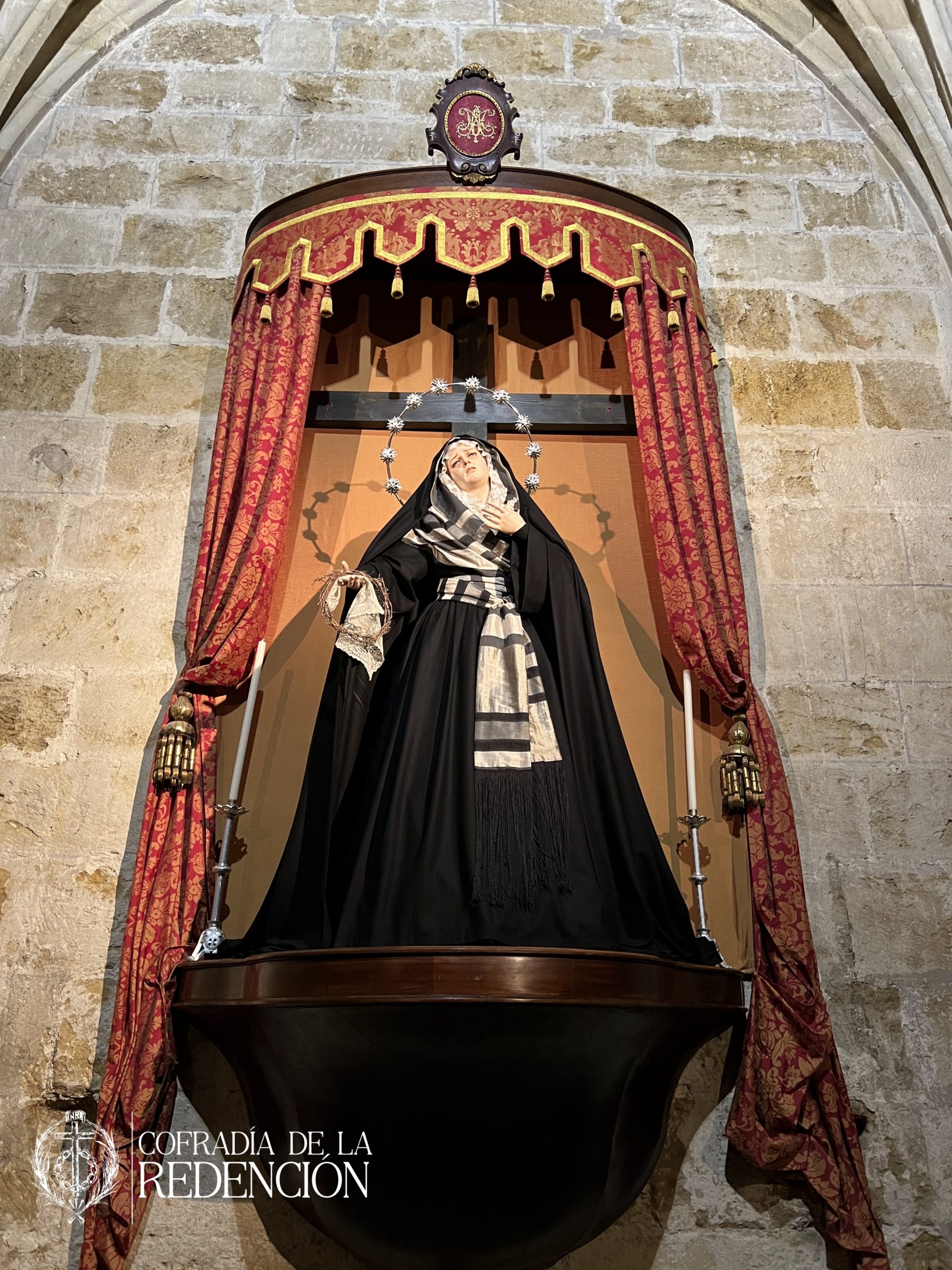 Nuestra Madre ataviada para la Cuaresma - Cofradía de la Redención